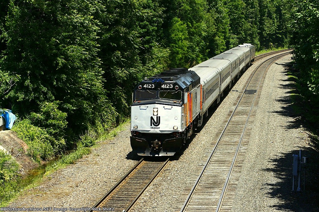 NJT 4123